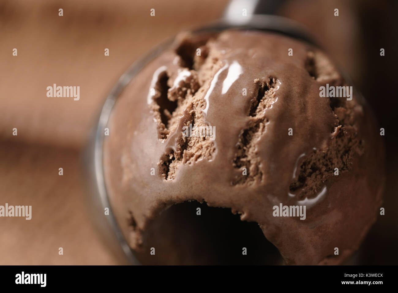 Scoop scooping hi-res stock photography and images - Alamy