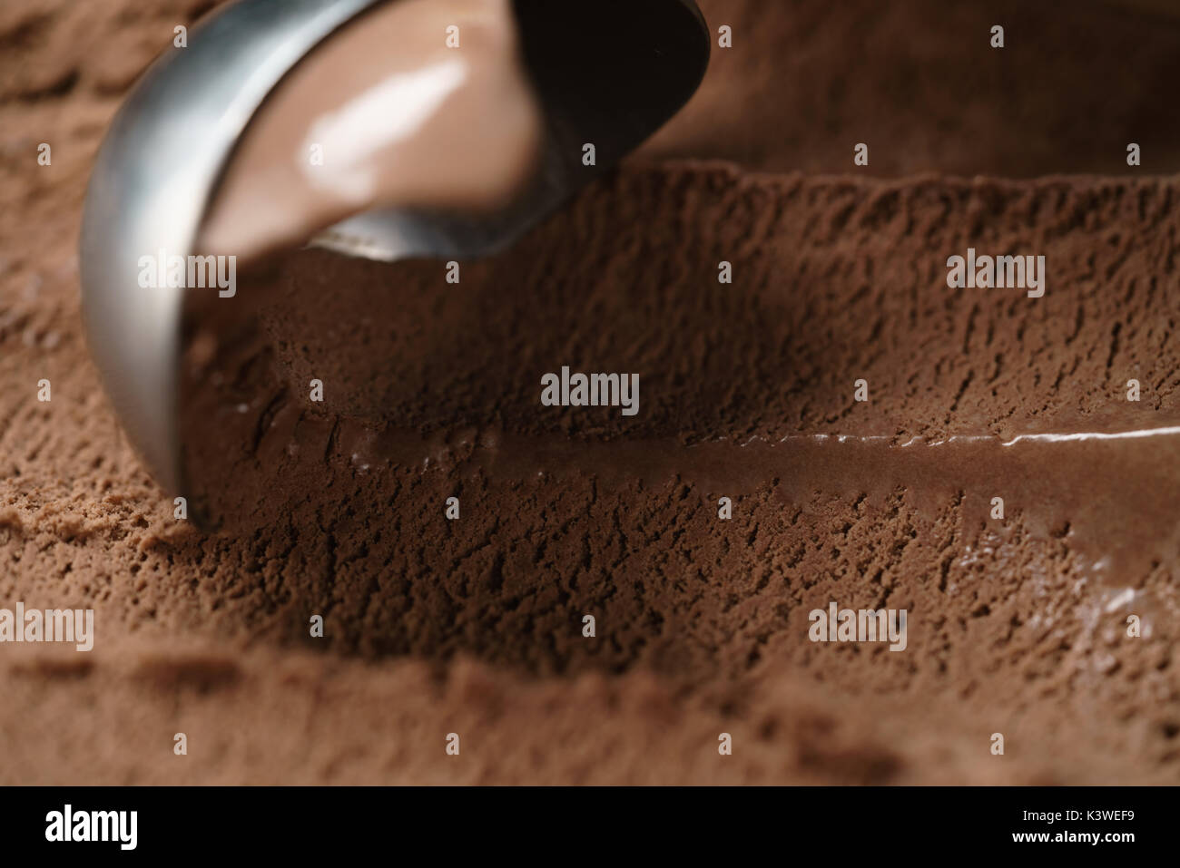 Scoop scooping hi-res stock photography and images - Alamy