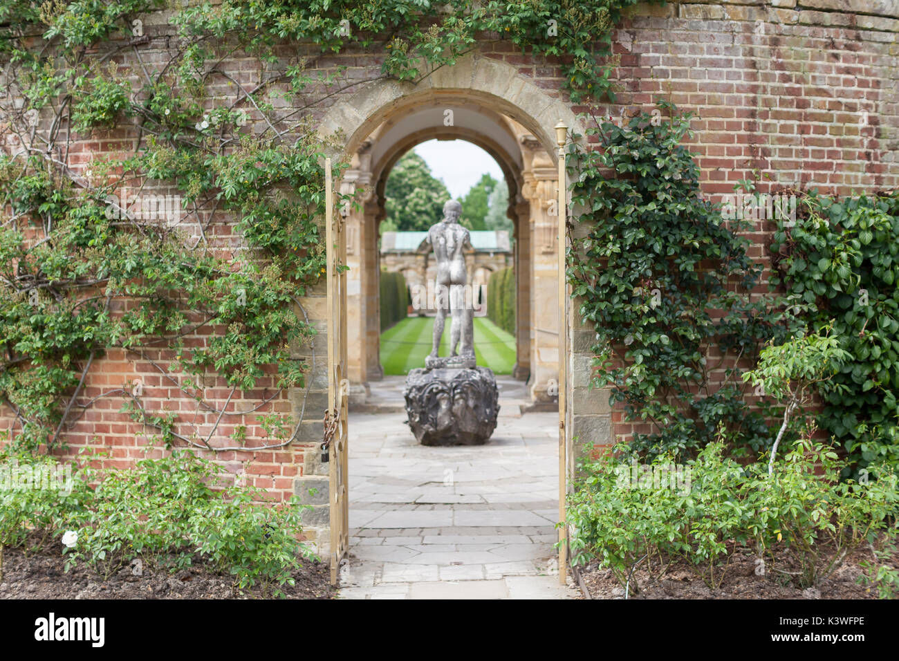 Castle dating from 1270, with Tudor artworks and lavish furnishings ...