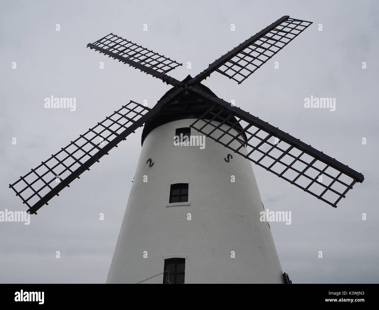 Windmill blades hi-res stock photography and images - Alamy