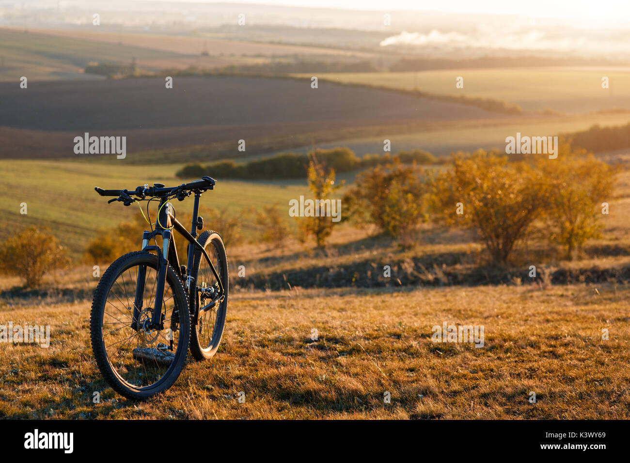 Silhouette bike on hills hi-res stock photography and images - Alamy