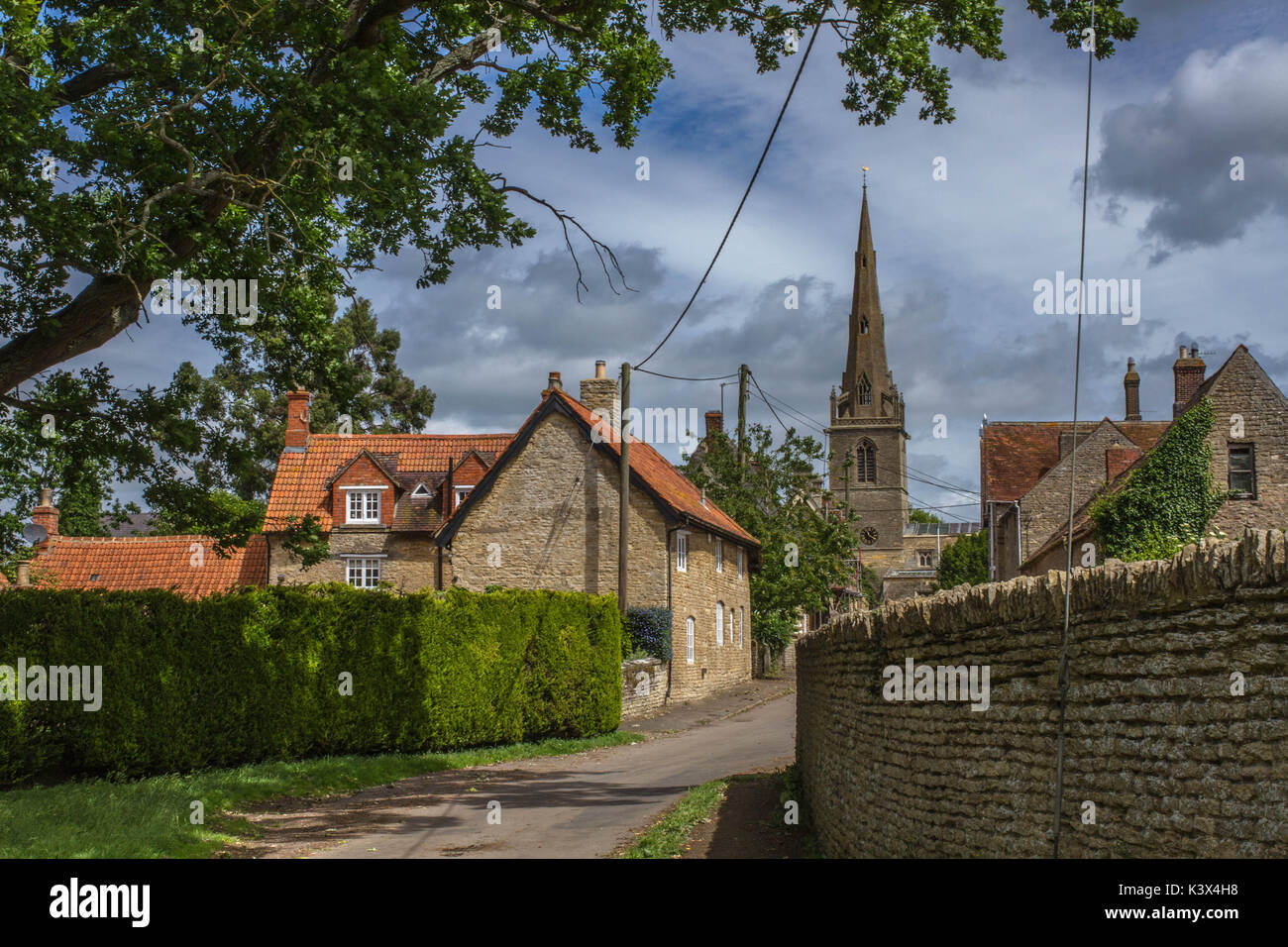 Pitstone windmill, buckinghamshire hi-res stock photography and images ...
