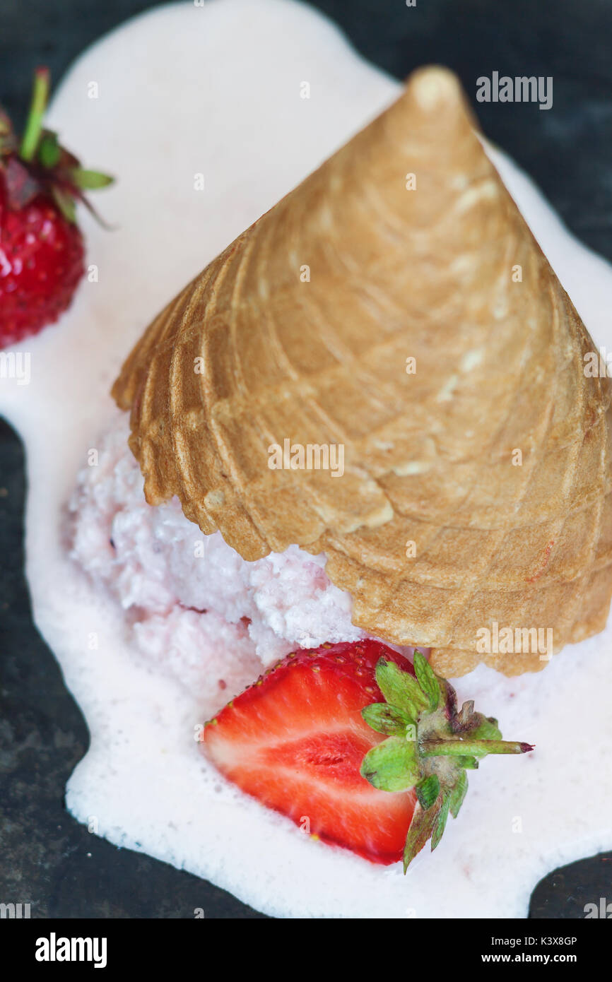 Puddle of melted ice cream hi-res stock photography and images - Alamy