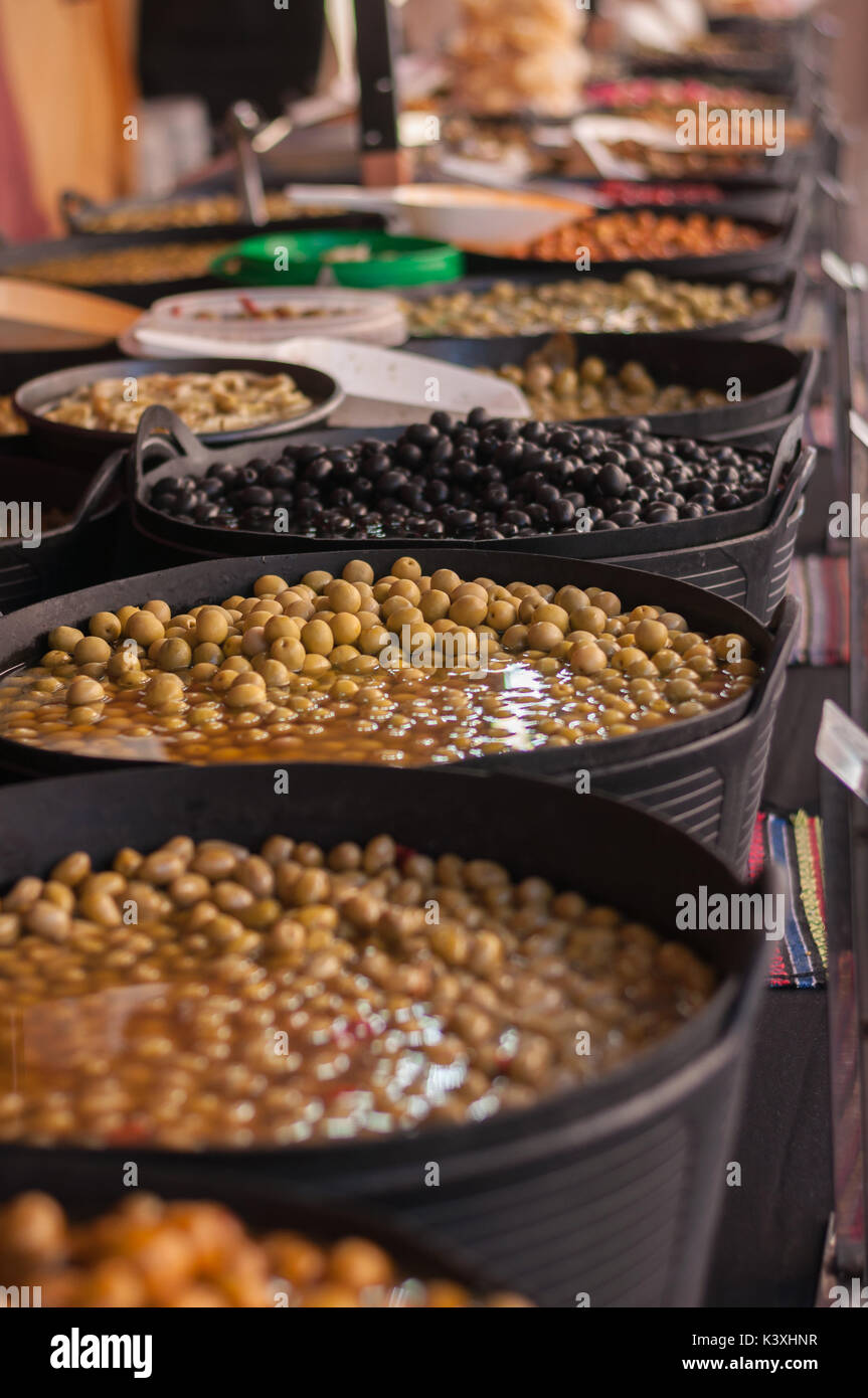 Traditional spanish baskets hi-res stock photography and images - Alamy