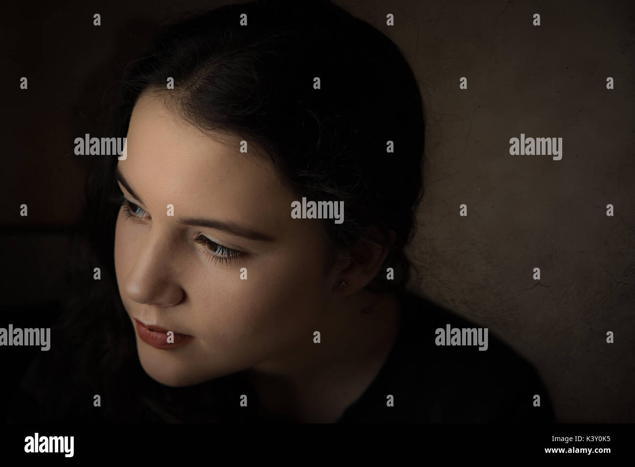 13 year old girl portrait hi-res stock photography and images - Alamy