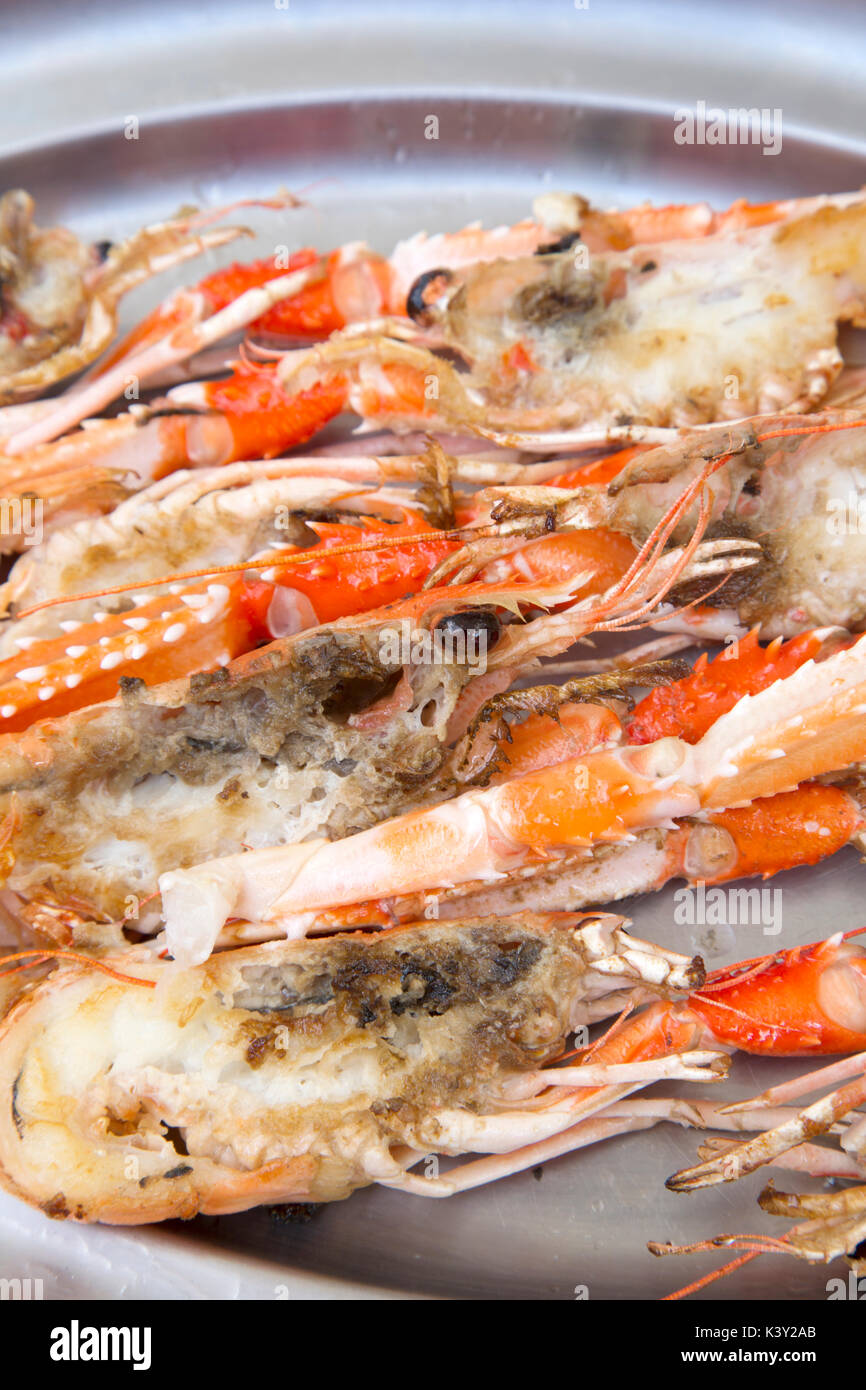 Closeup of Prawn Head on White Plate Stock Photo - Alamy