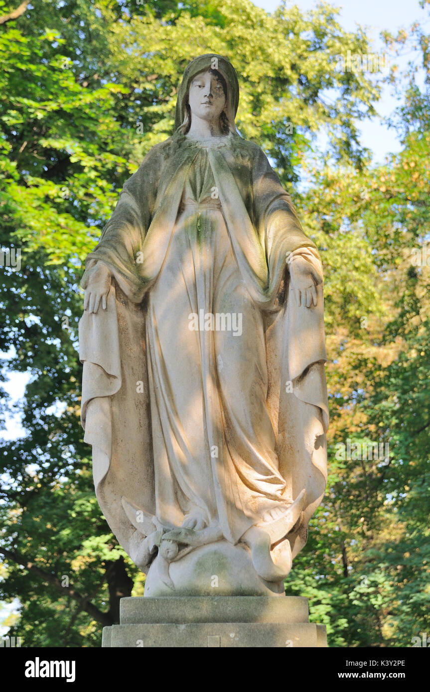 Old statue in Lychakiv Cemetery in Lviv, Ukraine Stock Photo - Alamy