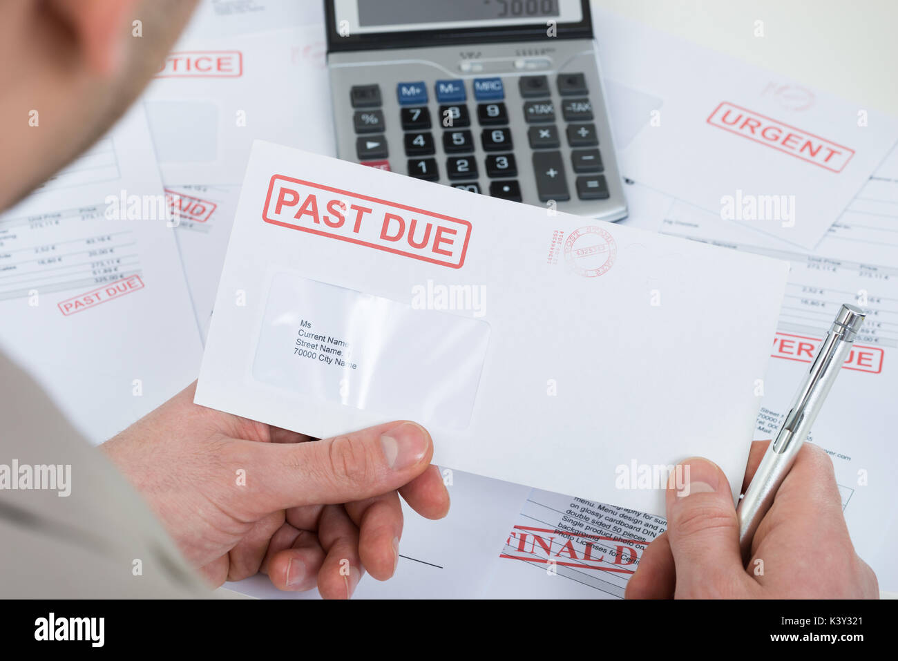 Past due hi-res stock photography and images - Alamy