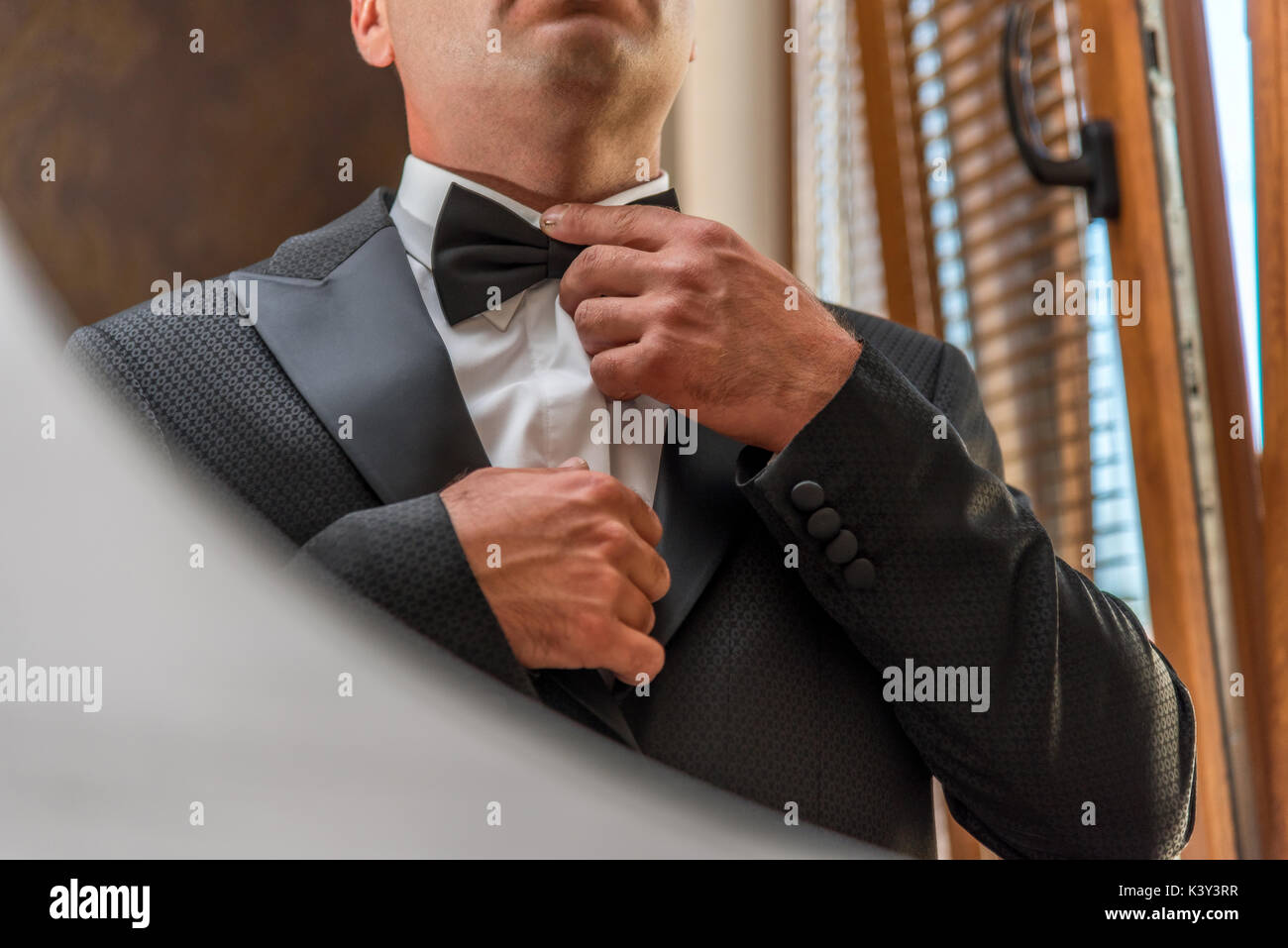 Correct dress hi-res stock photography and images - Alamy