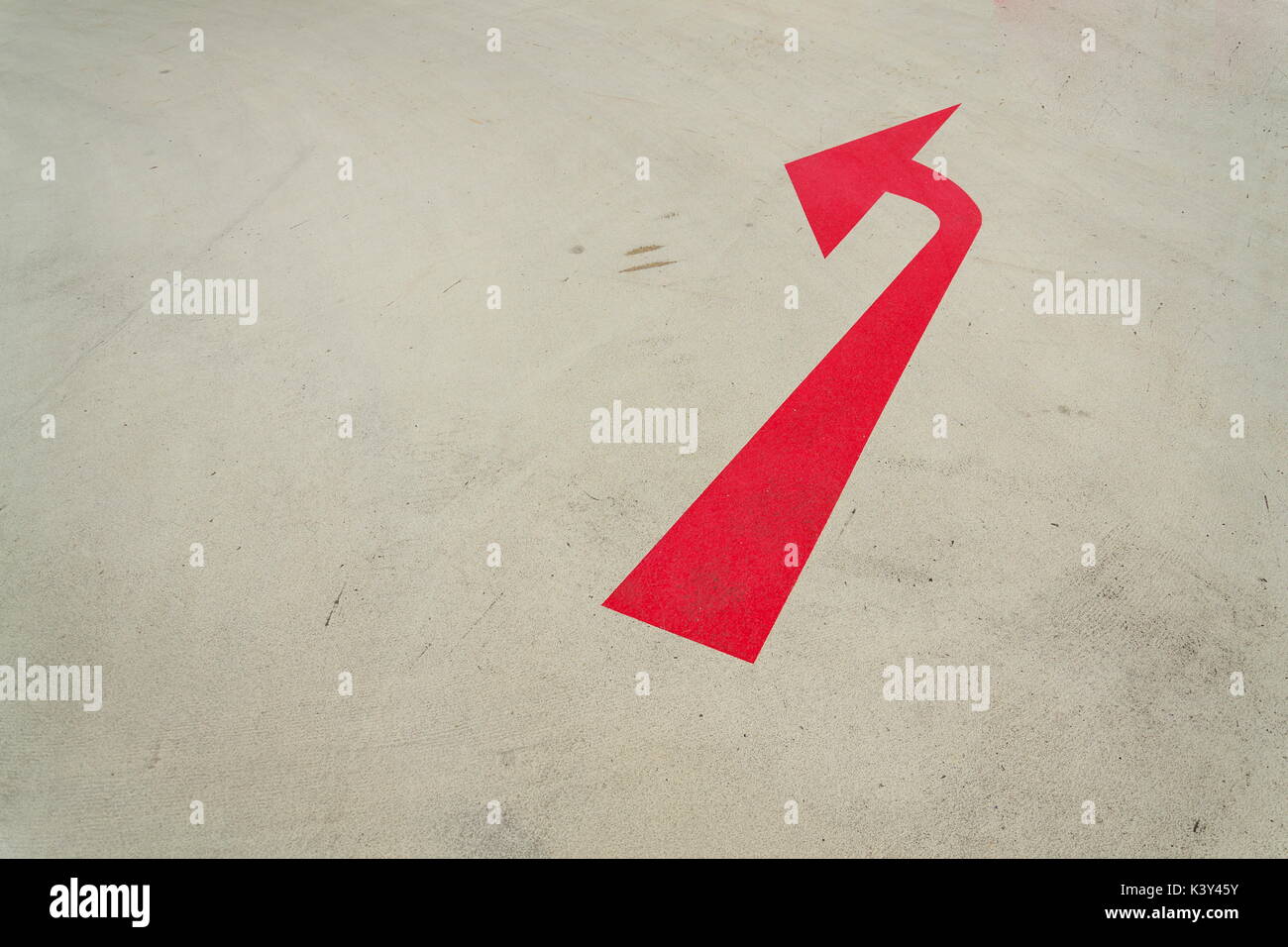 Straight and right road sign hi-res stock photography and images - Alamy