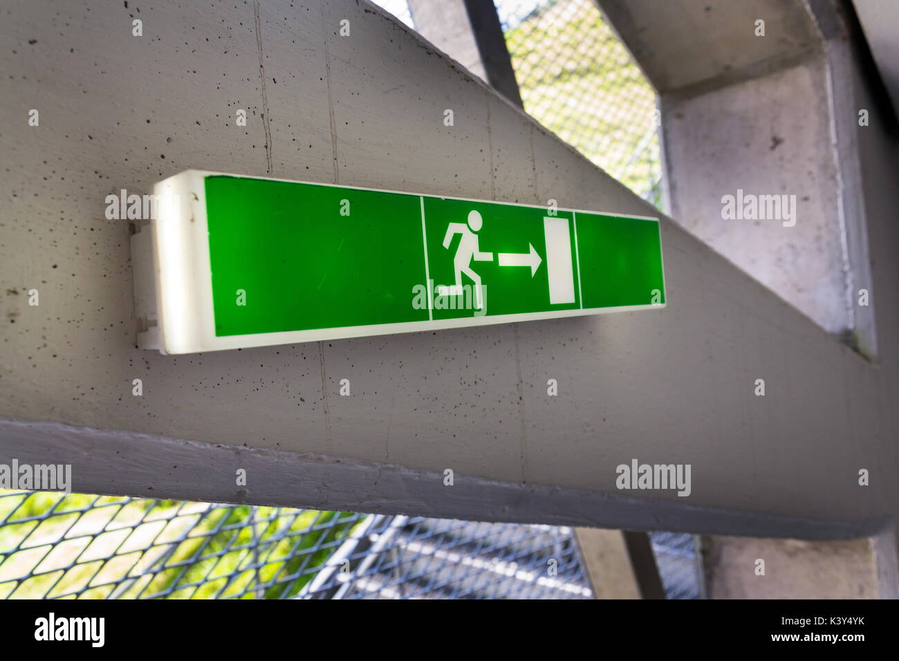 Fire escape route sign hi-res stock photography and images - Alamy