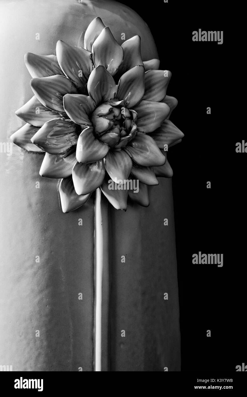 High contrast monochrome hi-res stock photography and images - Alamy