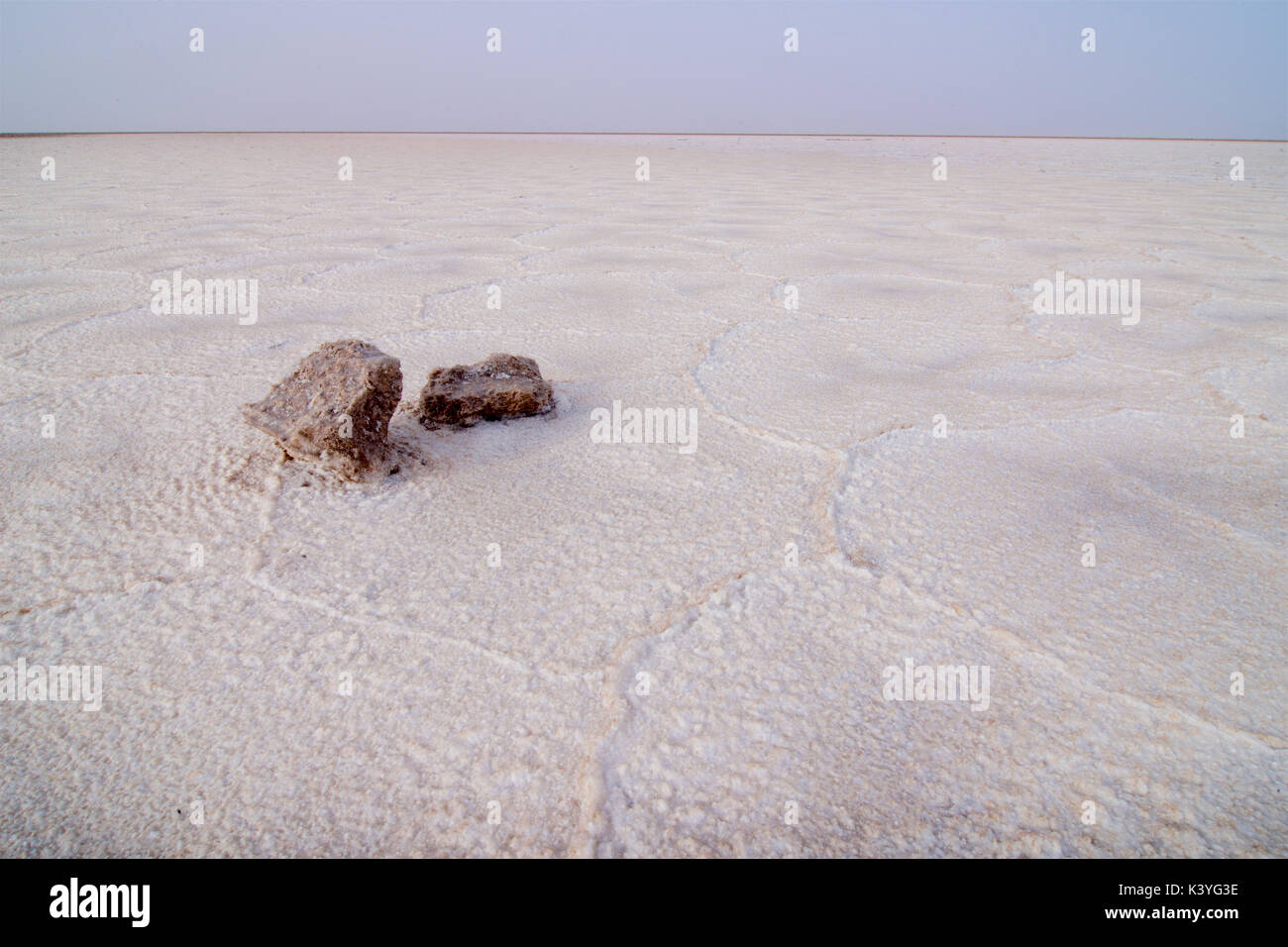 Desert kavir hi-res stock photography and images - Alamy