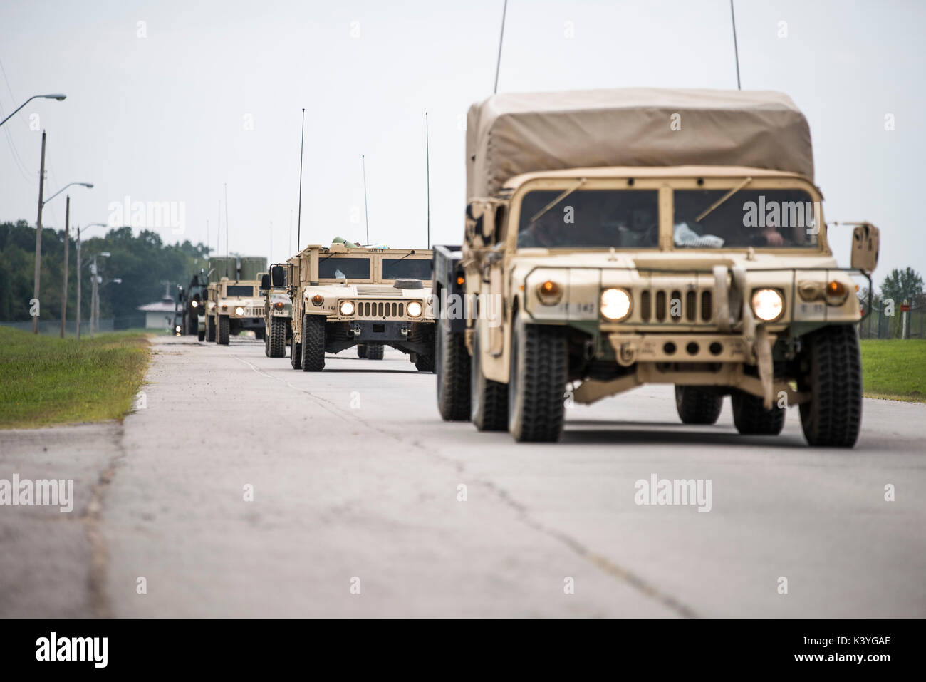 Arkansas National Guard Soldiers of the 142nd Field Artillery Brigade ...