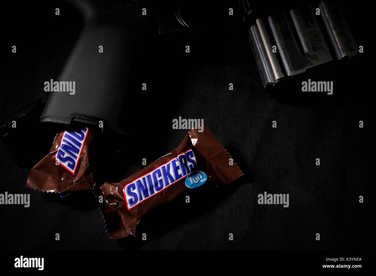 Snickers hi-res stock photography and images - Alamy