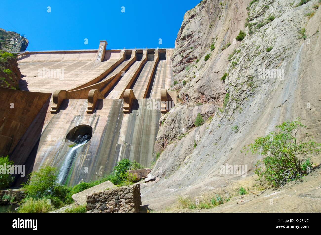 Masonry gravity dam hi-res stock photography and images - Alamy