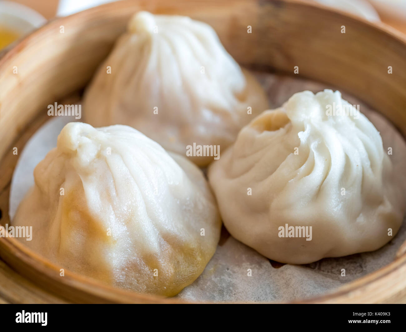 Steamed chinese dumpling, shrimp mold with thin layer of starch, eat as ...