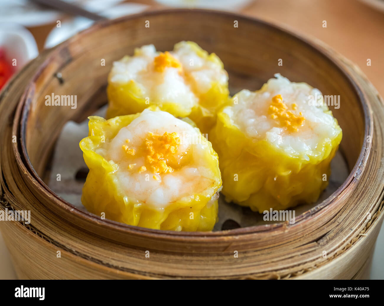 One steamed shrimp hi-res stock photography and images - Alamy