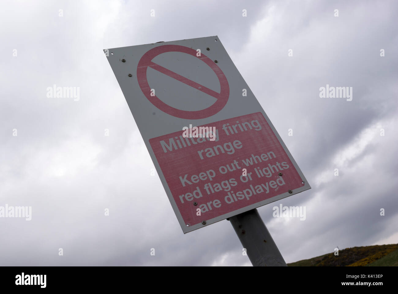 Military Firing Range warning sign at Castlelaw ,The Pentland Hills ...