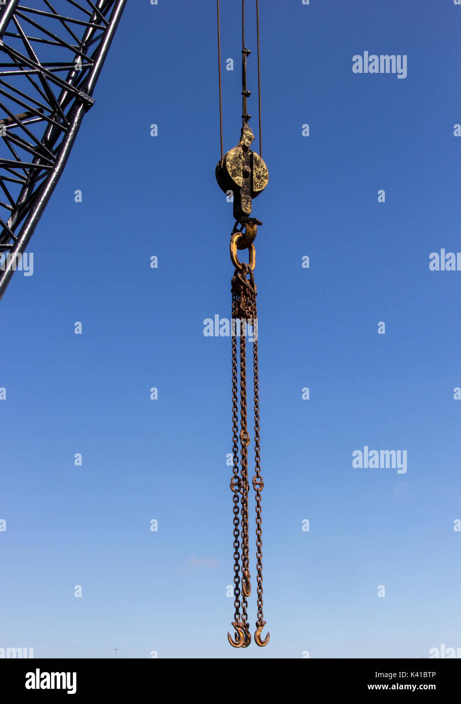 Crane structure hi-res stock photography and images - Alamy