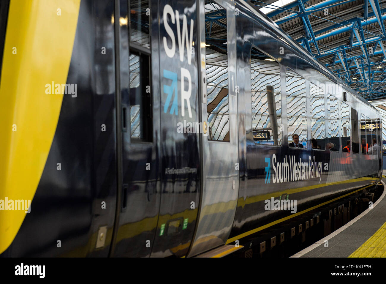 South Western Railway's first fully-liveried Class 444 train arrives ...