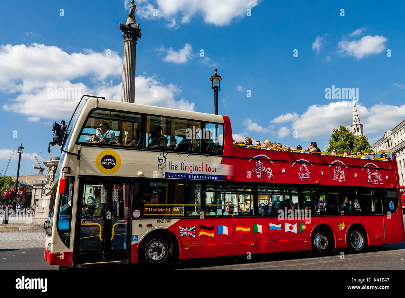 Trafalgar Square Nelson's Column Bus High Resolution Stock Photography ...