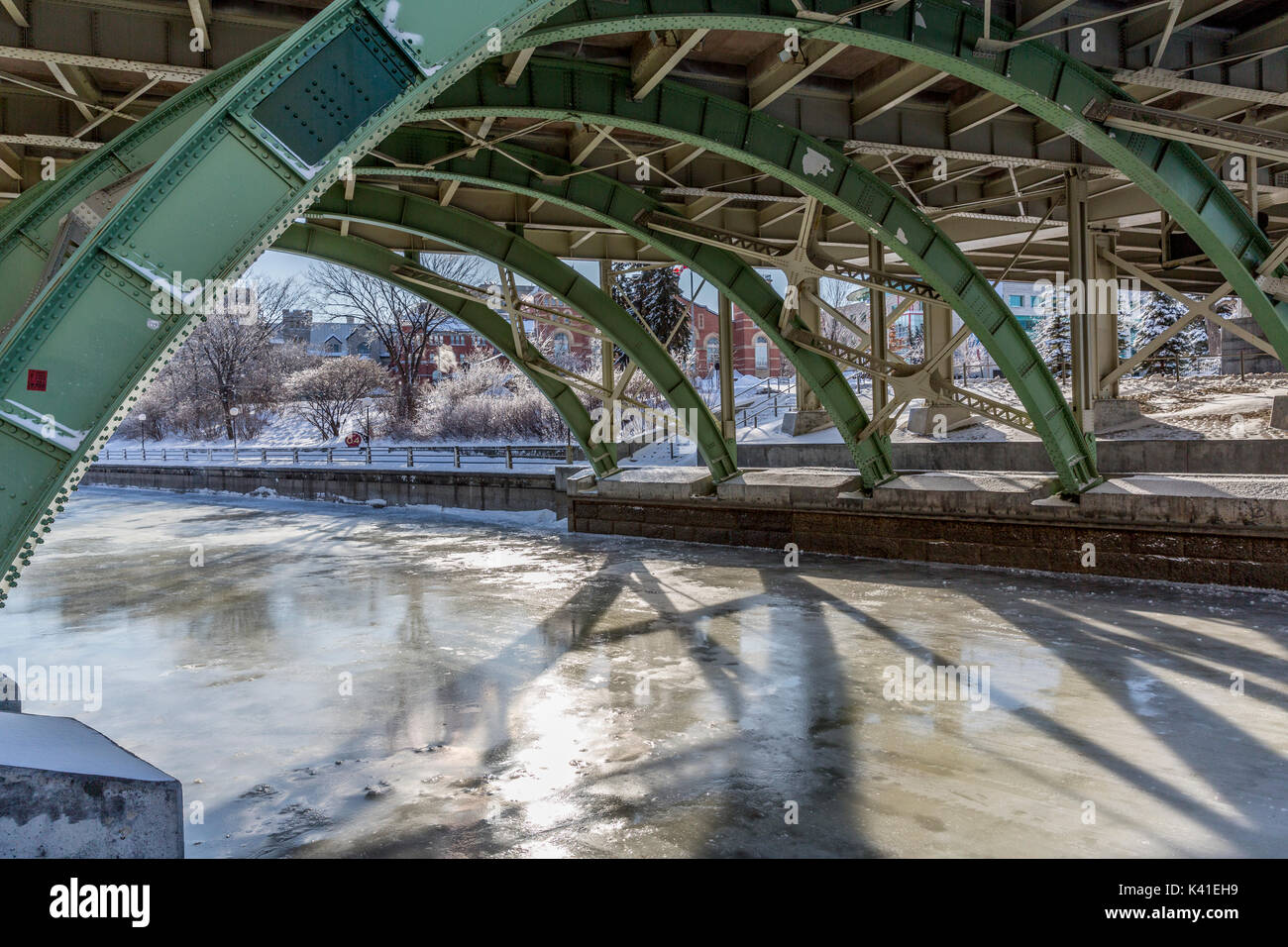 Ice skating winter hi-res stock photography and images - Alamy