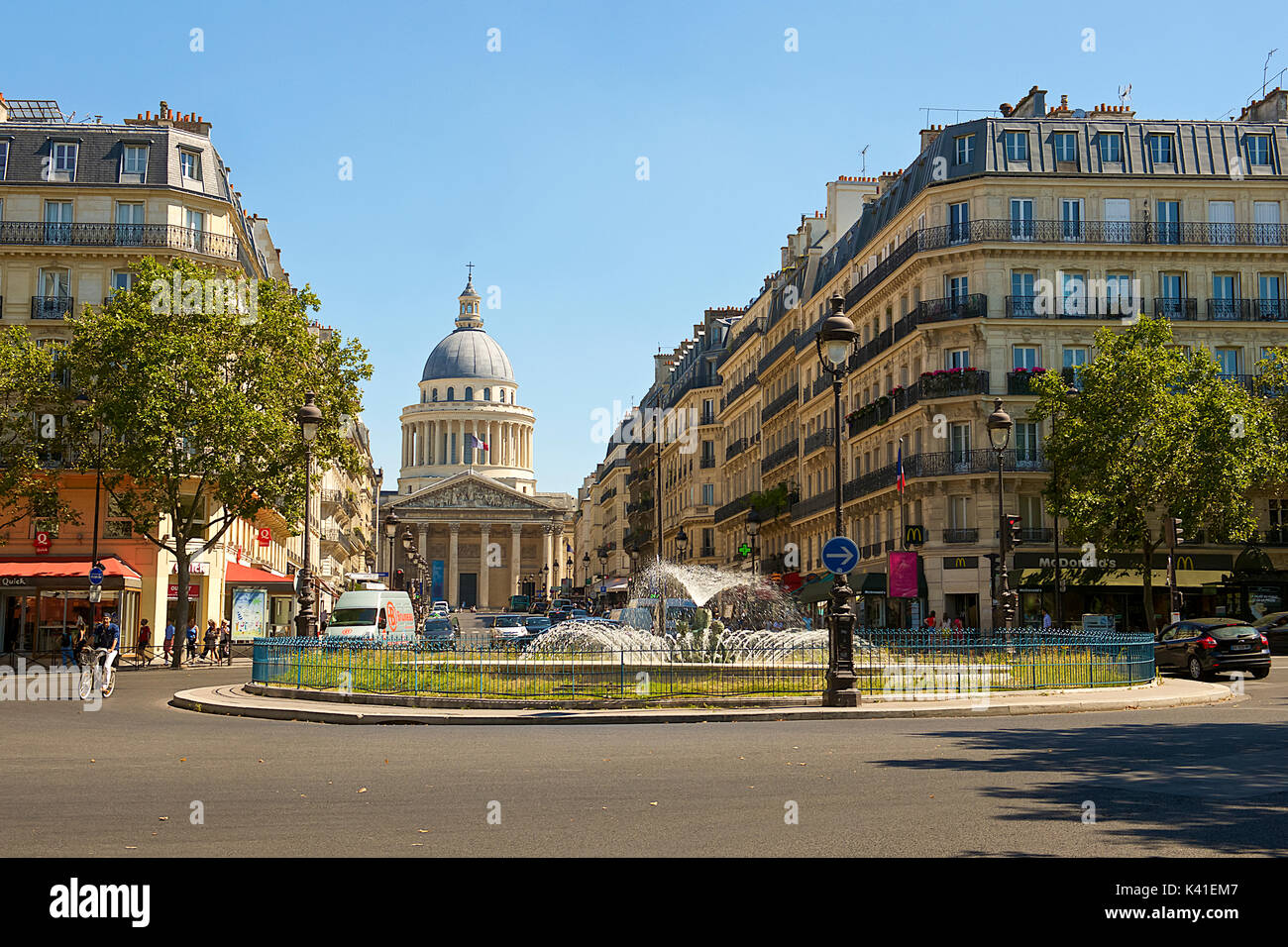 Pantheon paris exterior hi-res stock photography and images - Alamy
