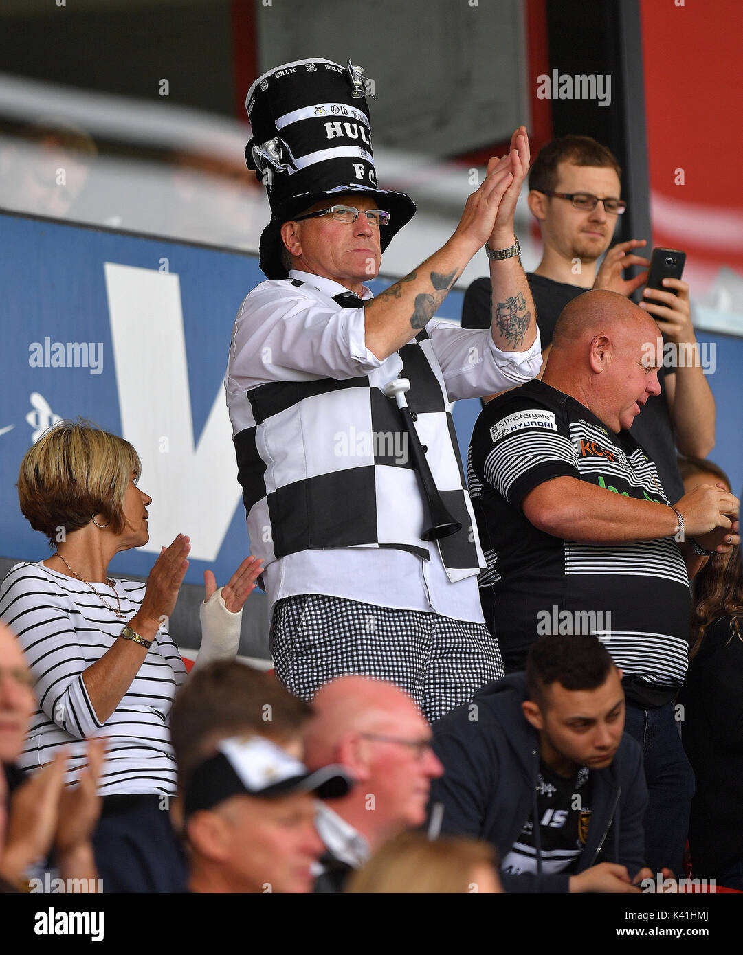 Hull fc fan hi-res stock photography and images - Alamy