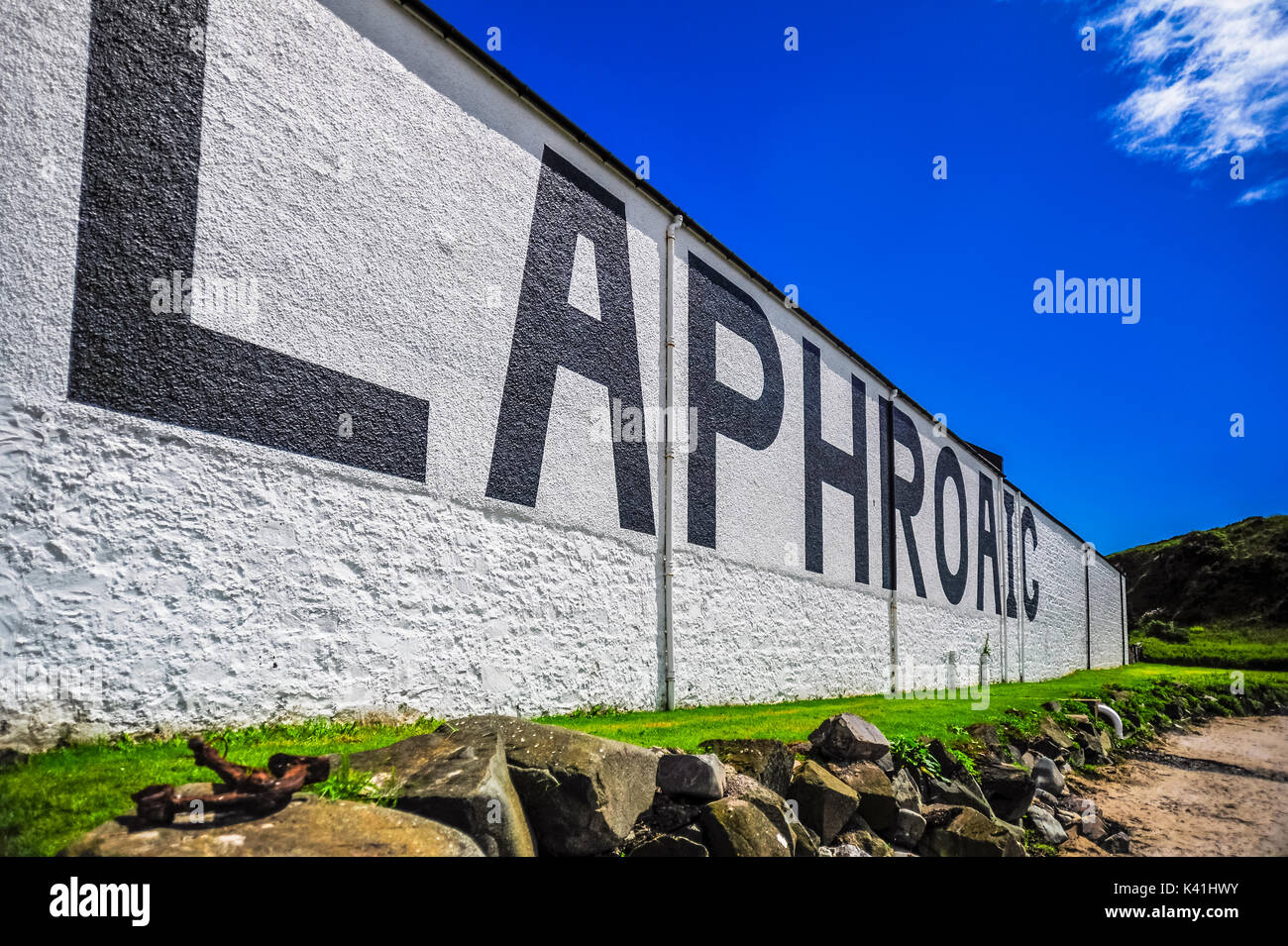 Laphroaig Distillery High Resolution Stock Photography and Images - Alamy