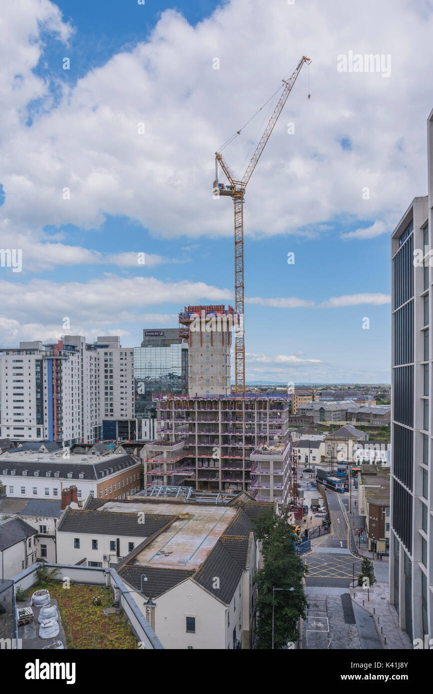Construction site concrete tower core hi-res stock photography and ...