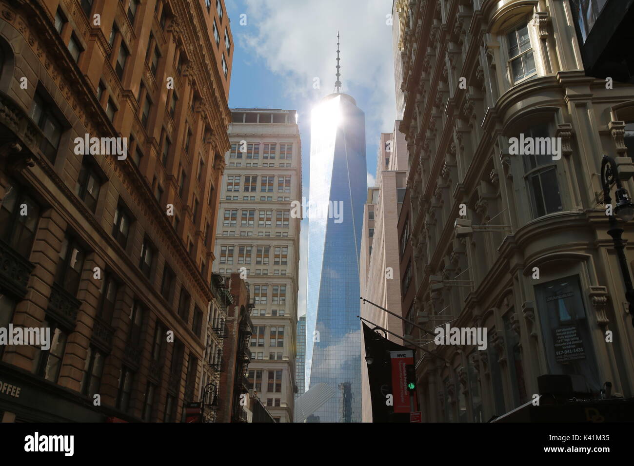 World trade center memorial place hi-res stock photography and images ...