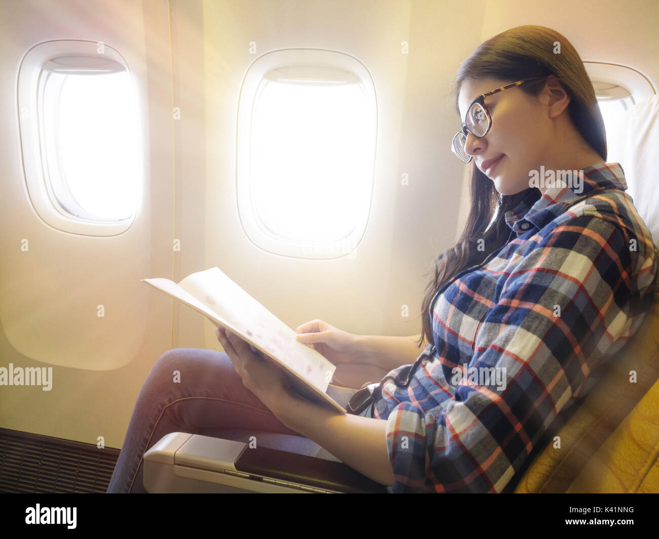 Successful asian business tourist hi-res stock photography and images ...