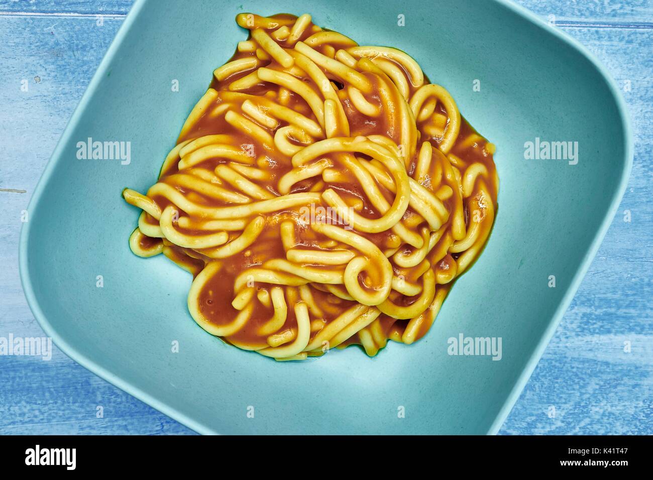 A studio photo of canned spaghetti Stock Photo - Alamy