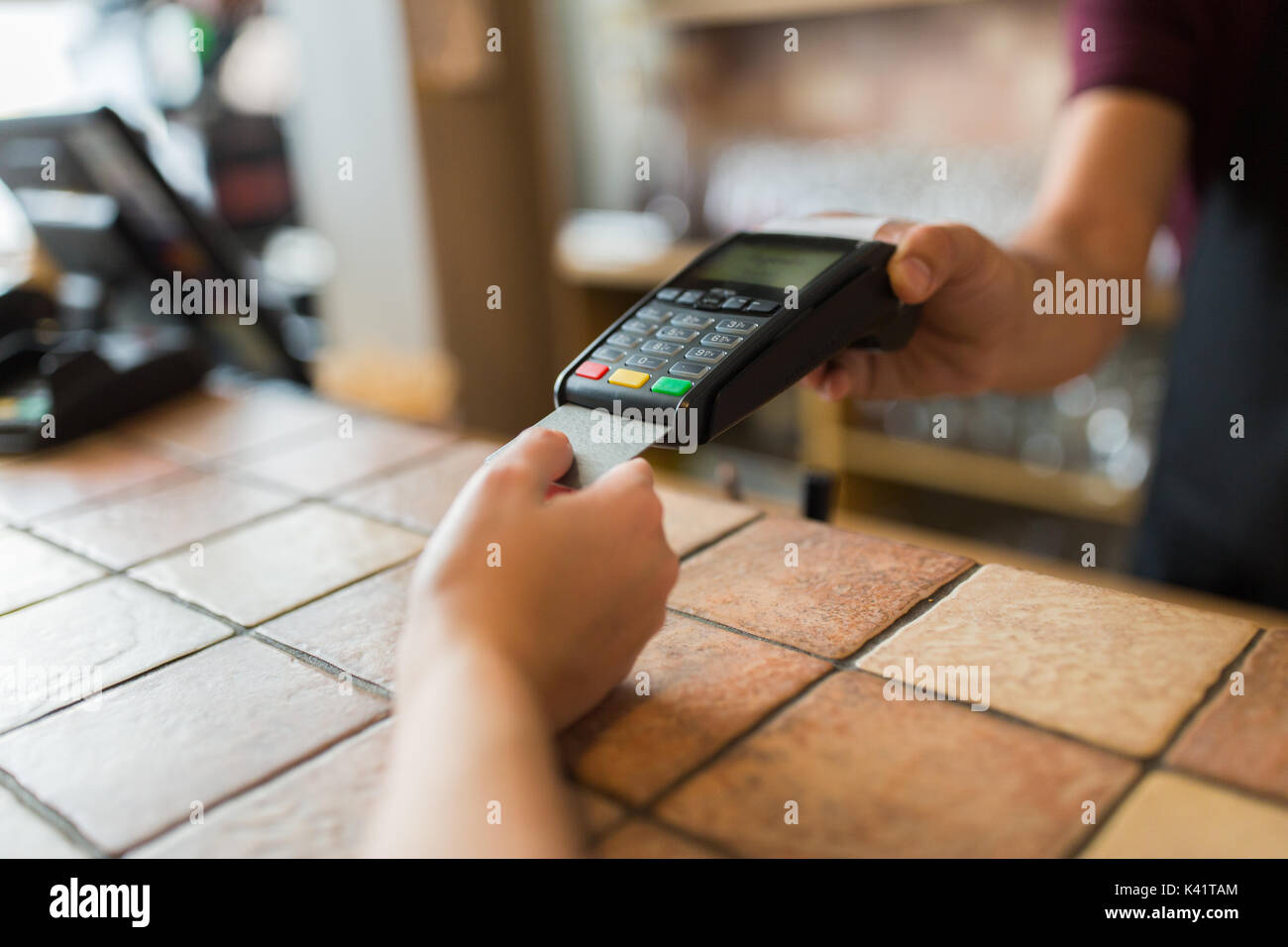 Payment terminal credit card hi-res stock photography and images - Alamy