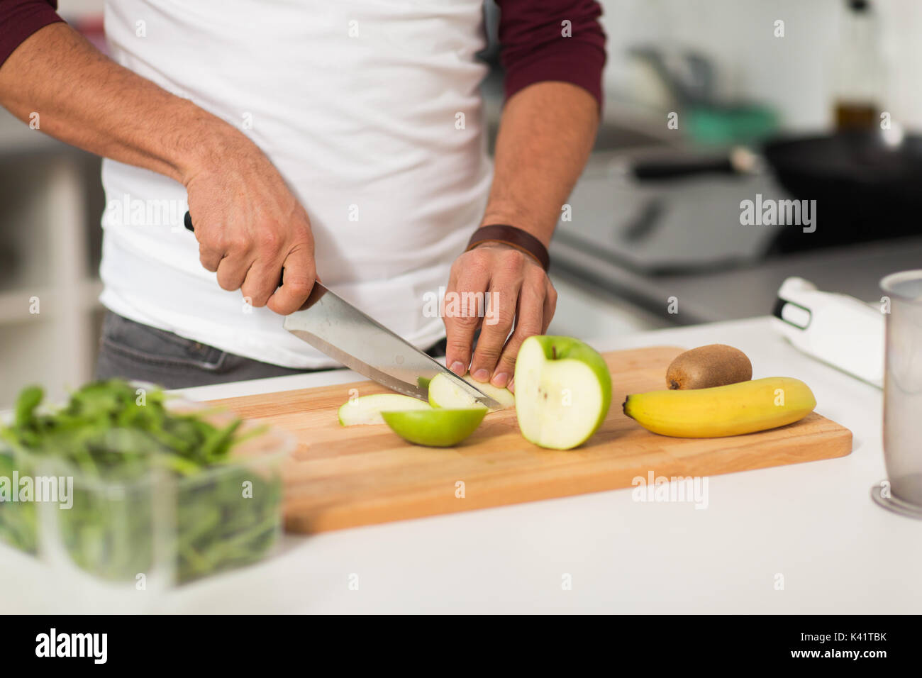 Kitchen healthy eating hi-res stock photography and images - Alamy