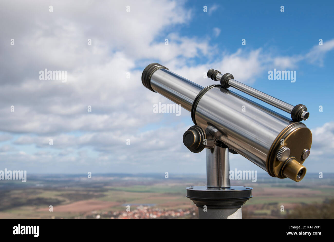 Outlook binoculars hi-res stock photography and images - Alamy