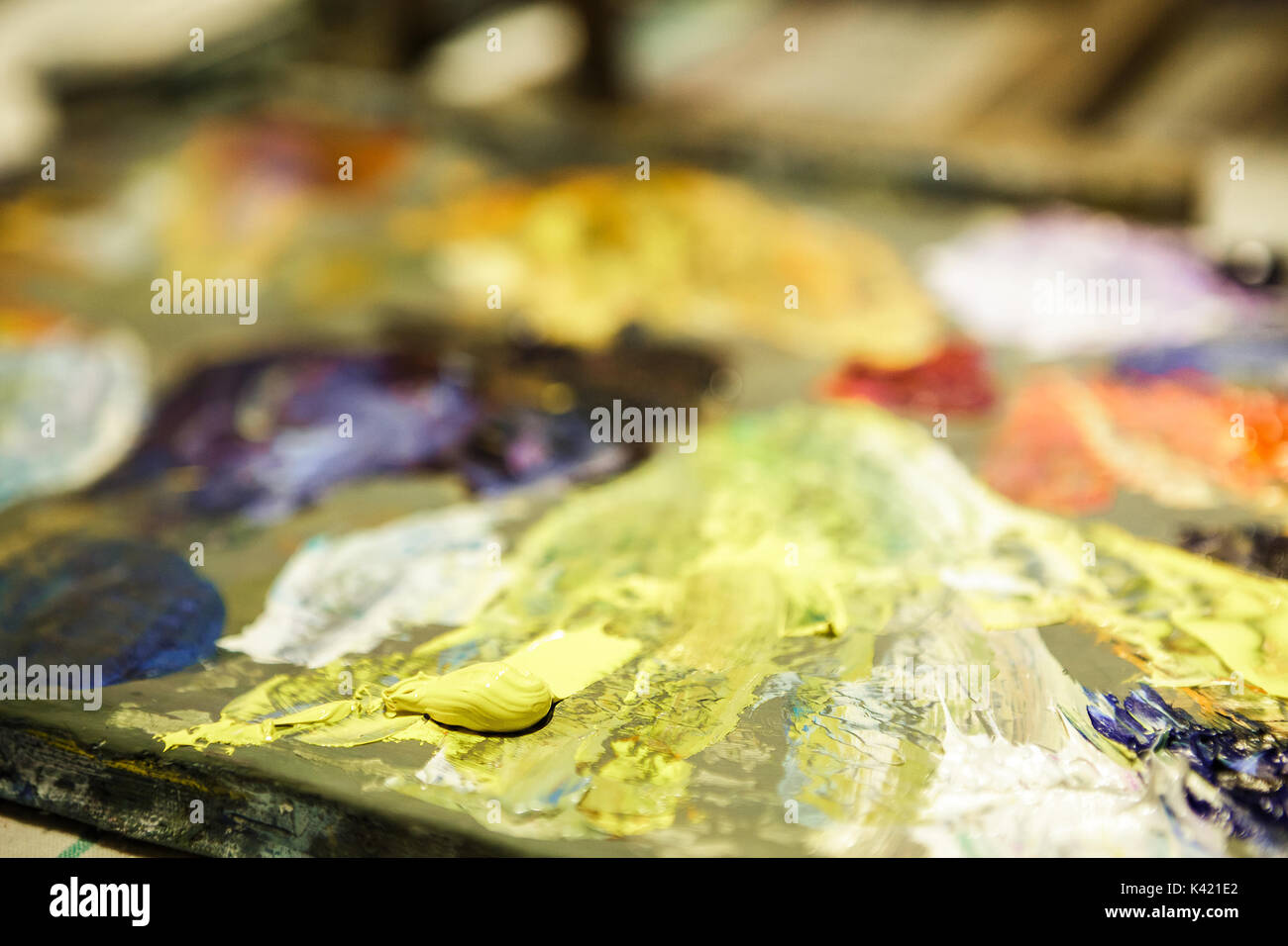 Canvas drawing oil large hi-res stock photography and images - Alamy