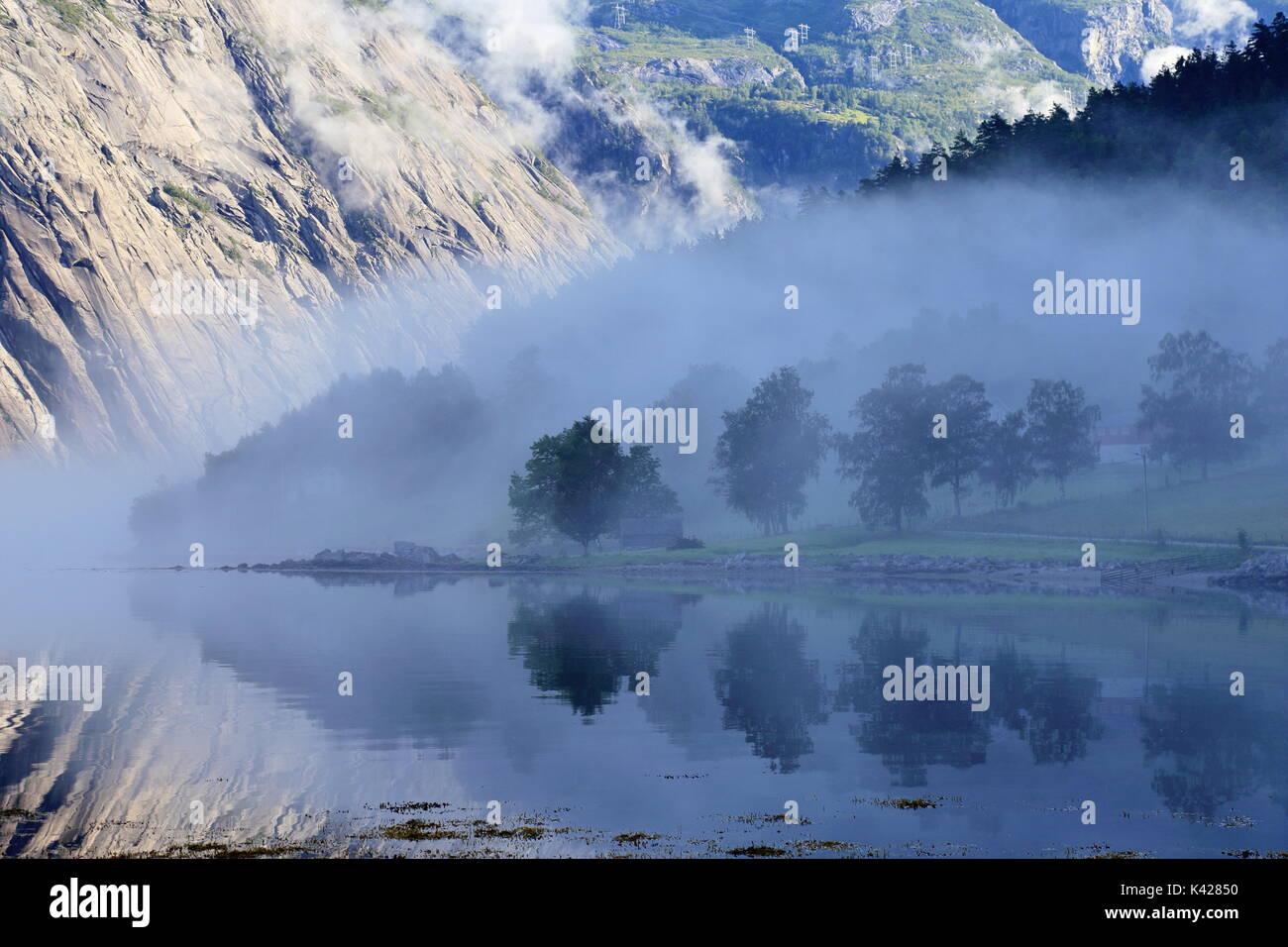 Fog fjord hi-res stock photography and images - Alamy