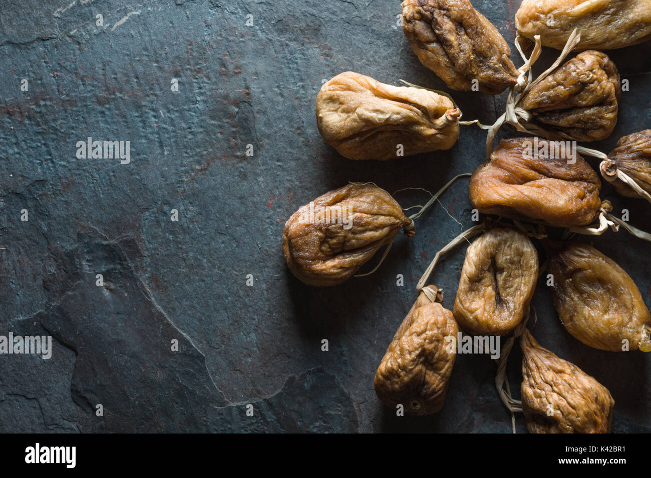 Figs on rope hi-res stock photography and images - Alamy
