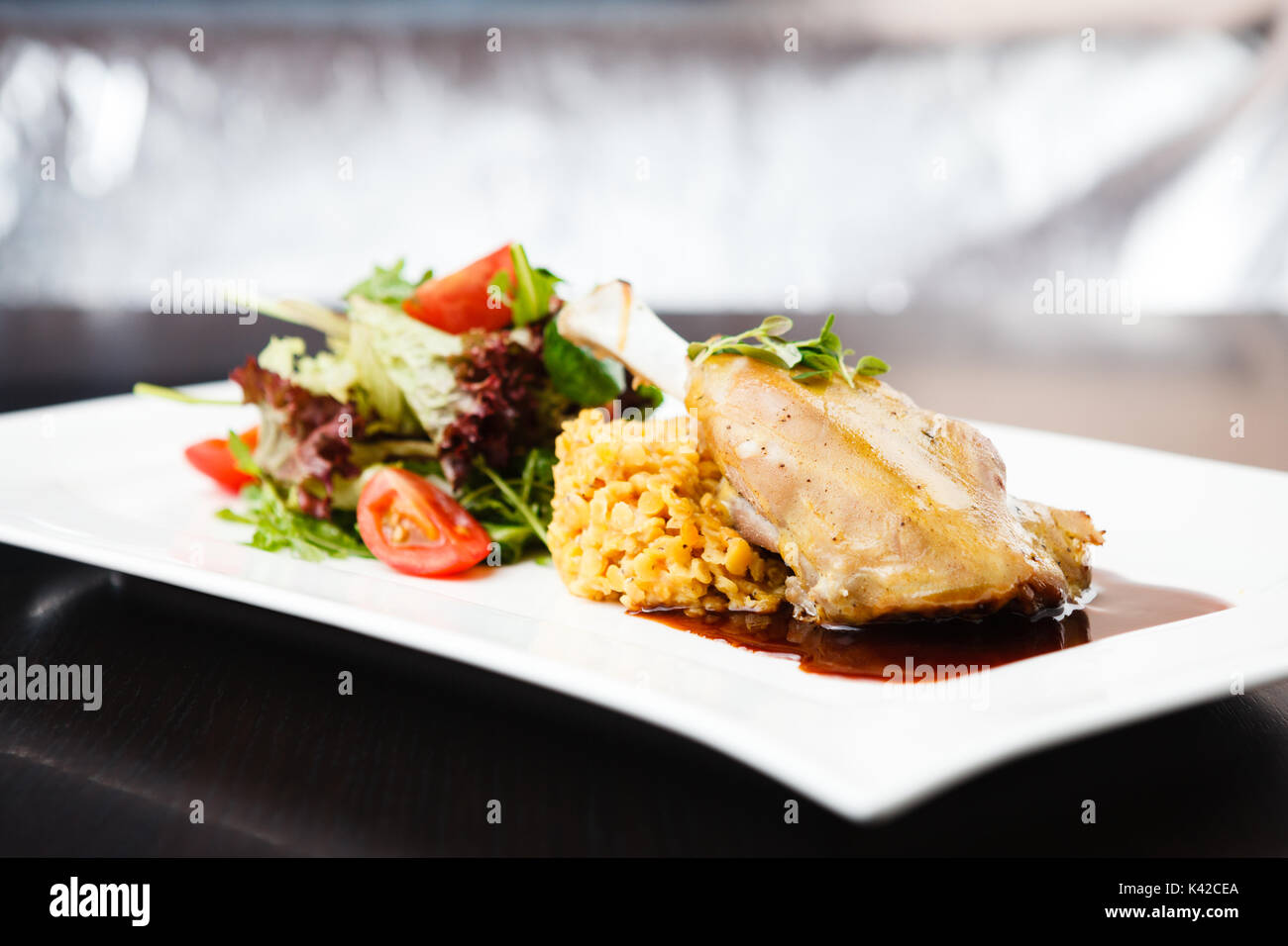 Ham hock pulled hi-res stock photography and images - Alamy