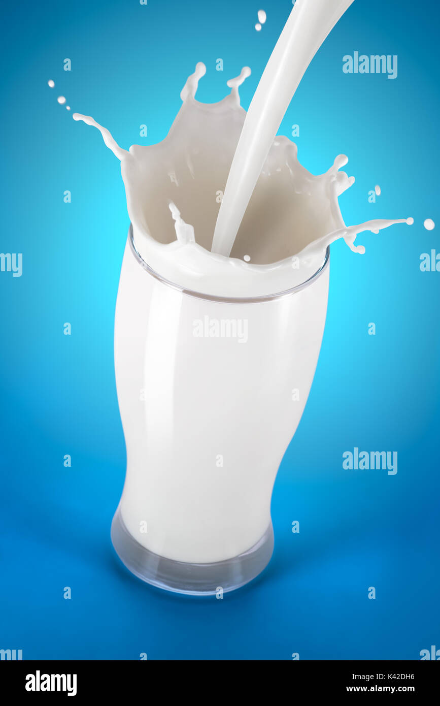 Pouring fresh milky creamy liquid hi-res stock photography and images ...