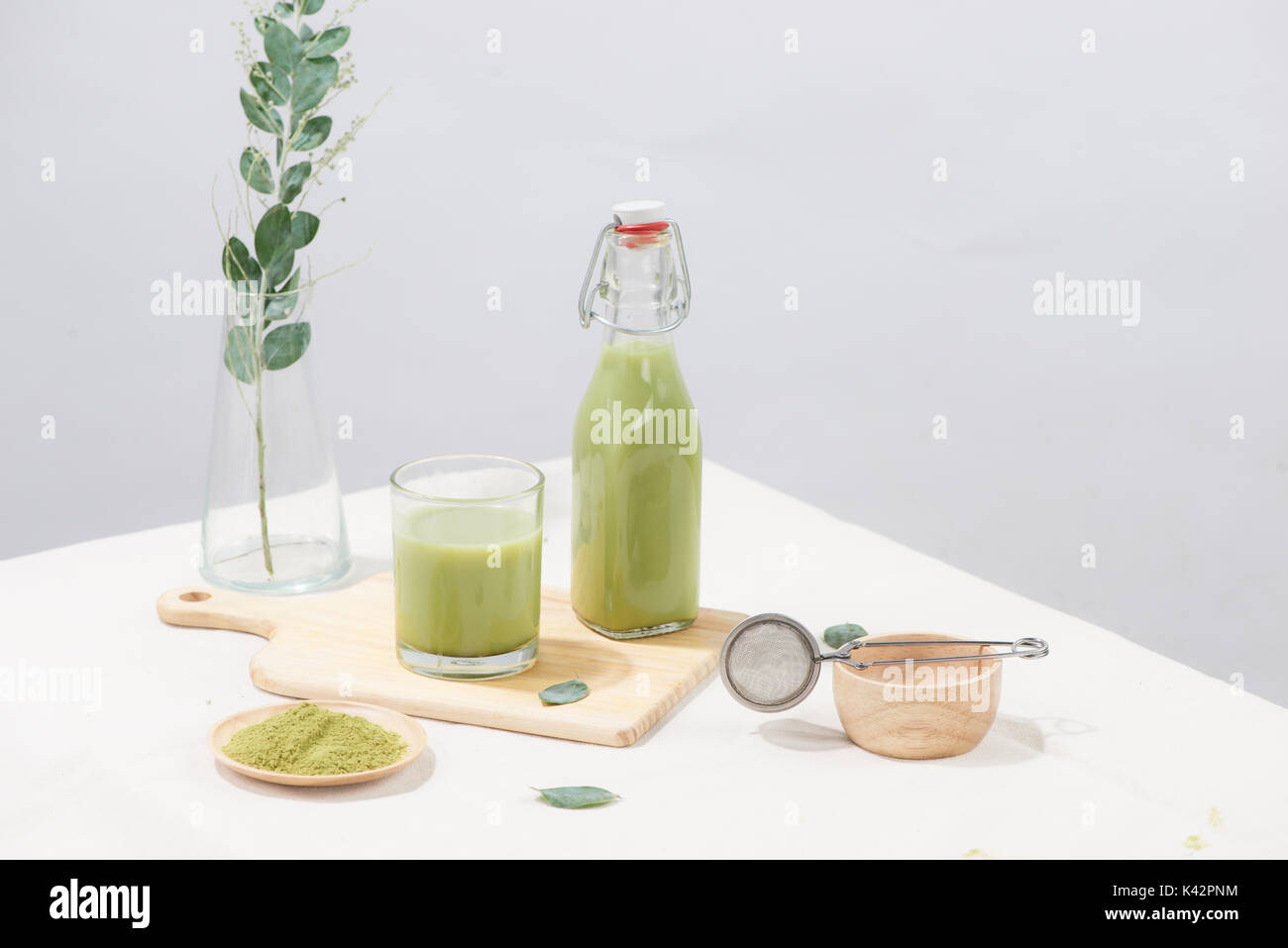 Delicious of homemade green tea matcha latte Stock Photo - Alamy