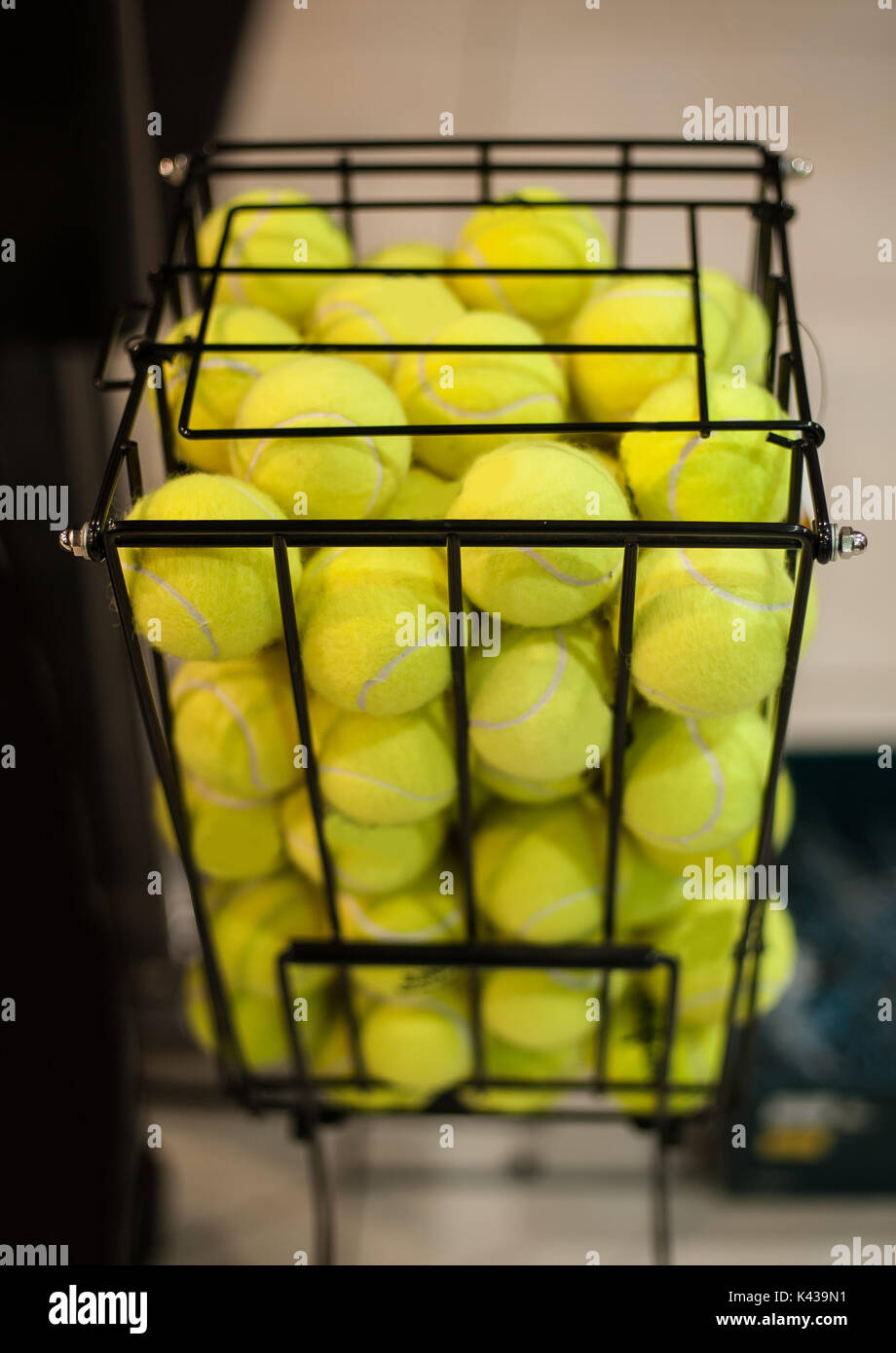 Tennis basket hi-res stock photography and images - Alamy