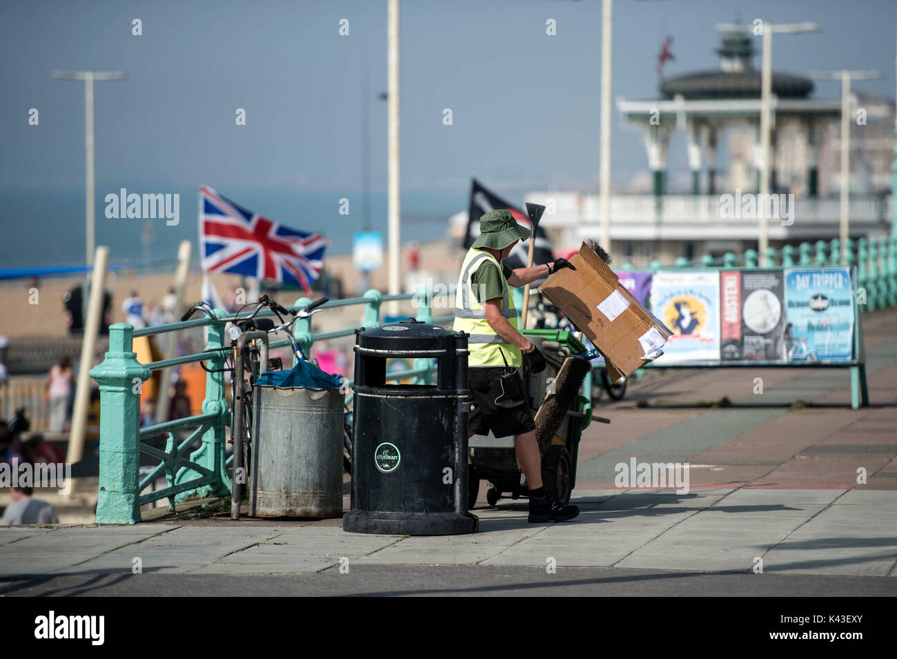 Council street cleaner hi-res stock photography and images - Alamy