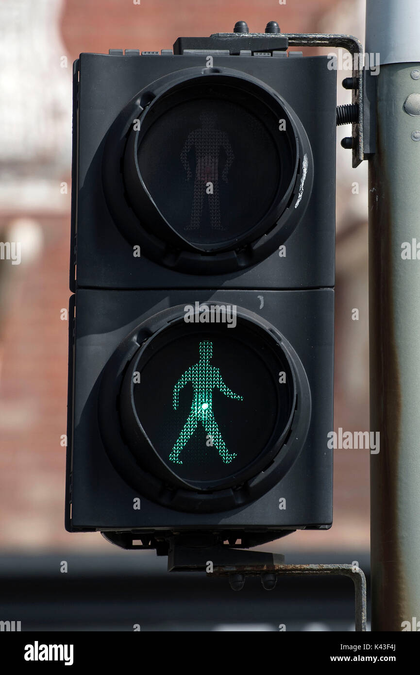 Pedestrian crossing lights hi-res stock photography and images - Alamy Pedestrian crossing lights hi-res stock photography and images - Alamy