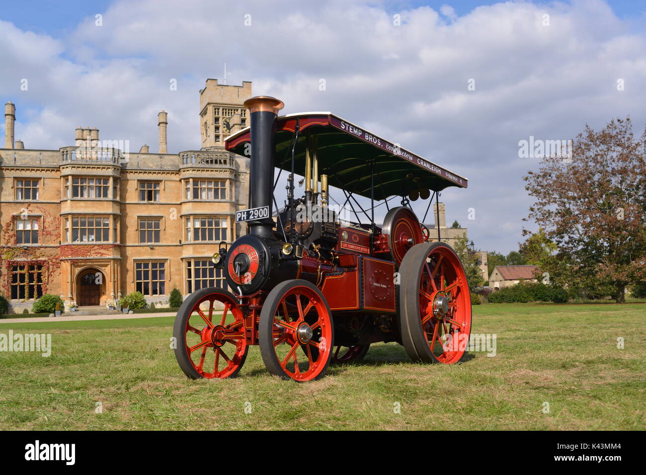 Burrell Gold Medal Traction Engine 6 inch scale model Stock Photo - Alamy