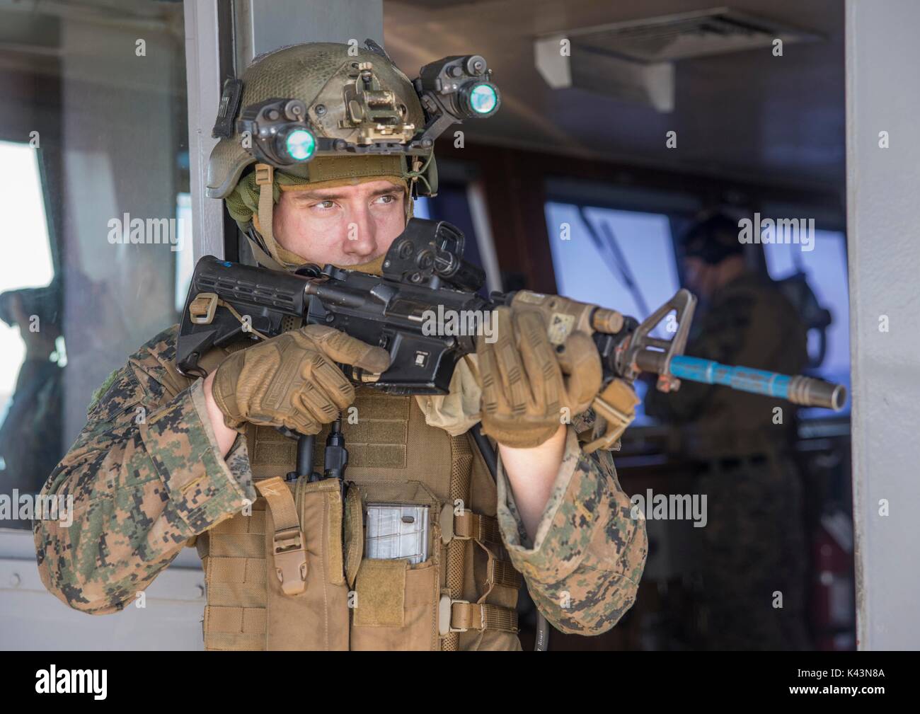 Search and seizure vbss drill hi-res stock photography and images - Alamy