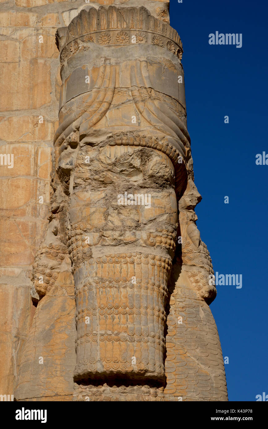 Persepolis monument hi-res stock photography and images - Alamy