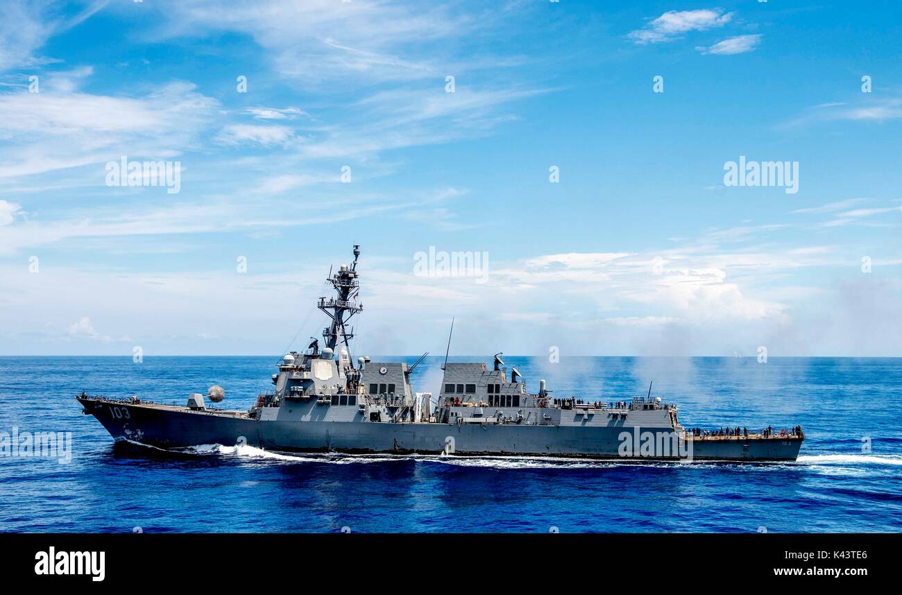 The U.S. Navy Arleigh Burke-class guided-missile destroyer USS Truxtun ...